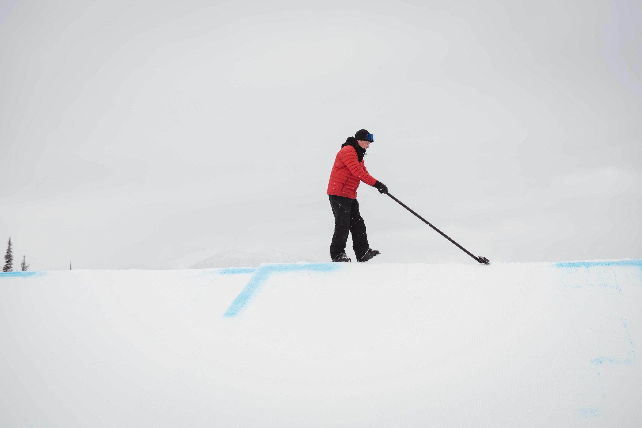 6 Tips to Shovel Snow Safely - ApexNetwork Physical Therapy